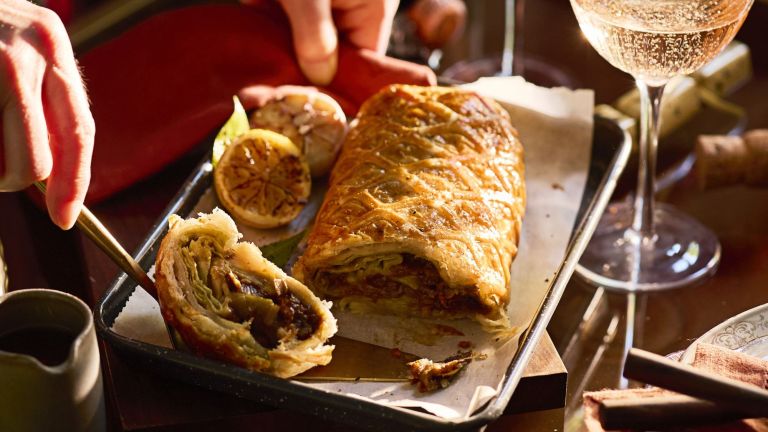 How to cook scrambled eggs in the microwave – Simple & Homely